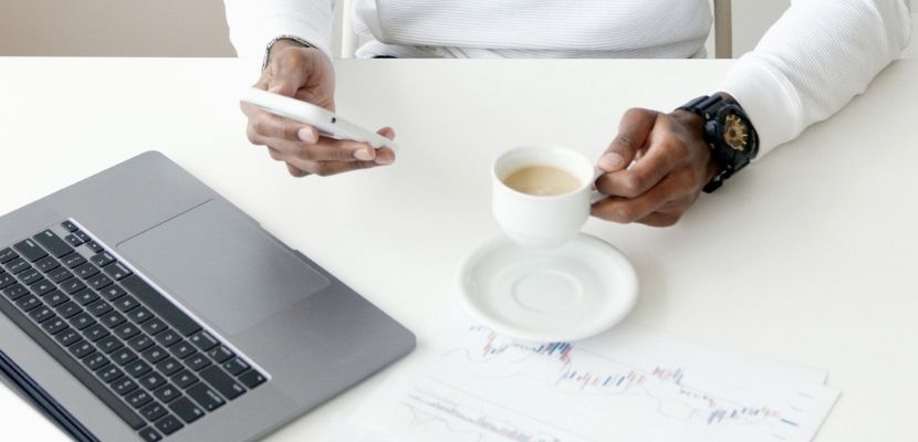 Triagem de currículos: veja como fazer, modelos e ferramentas | Factorial