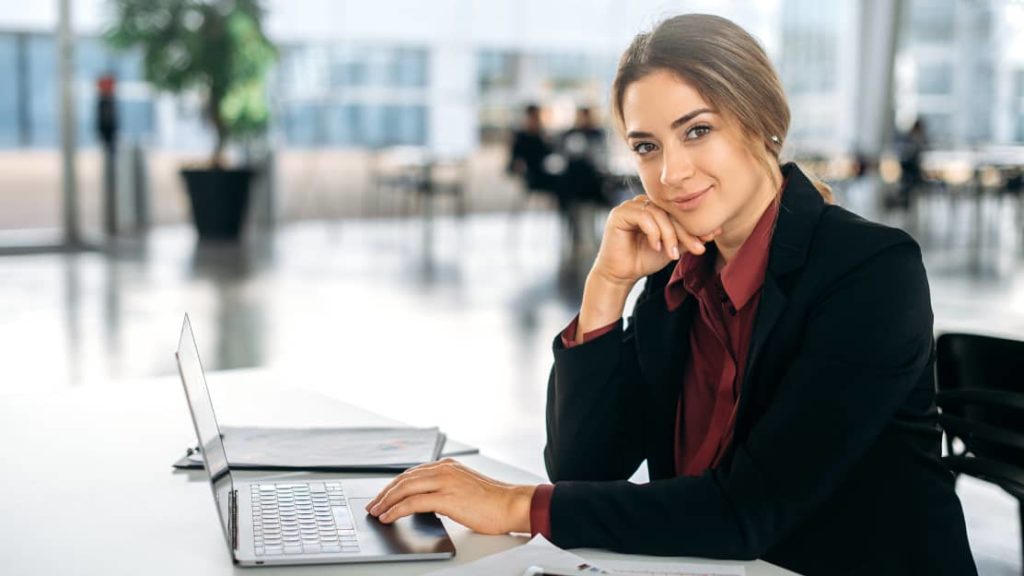 Software de RH: o que é, como funciona e qual o melhor | Factorial